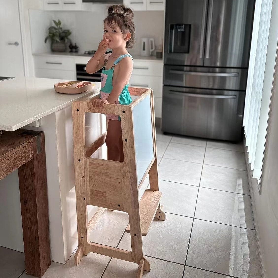LOLA Deluxe Solid Wood Adjustable Learning Tower - My Duckling